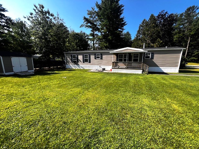 * Beautiful Like New! Being sold completely furnished, just 1.5mi to ...